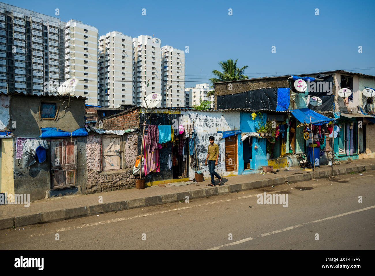 India old apartment building High Resolution Stock Photography and ...