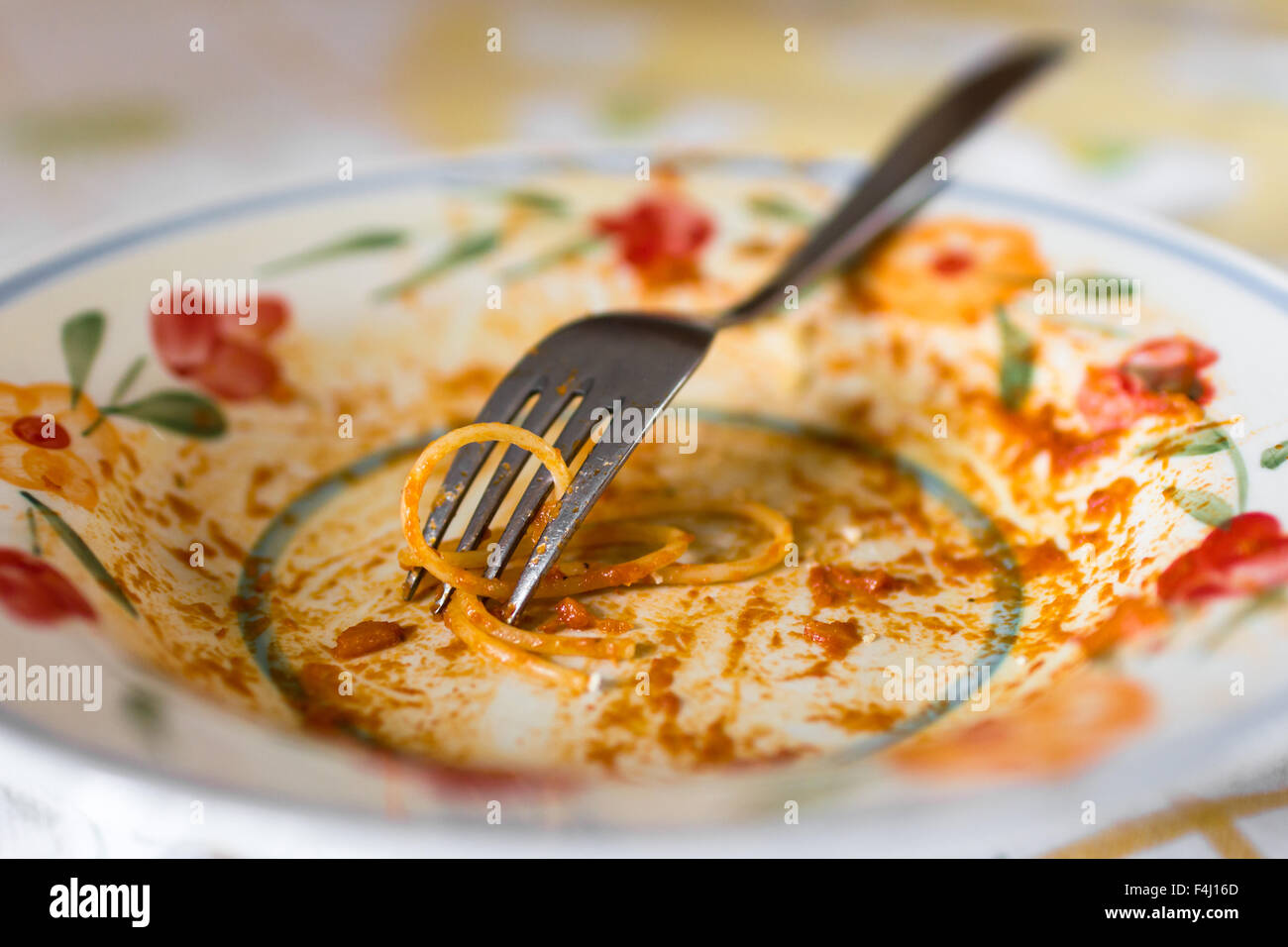 Full plate empty plate hi-res stock photography and images - Alamy
