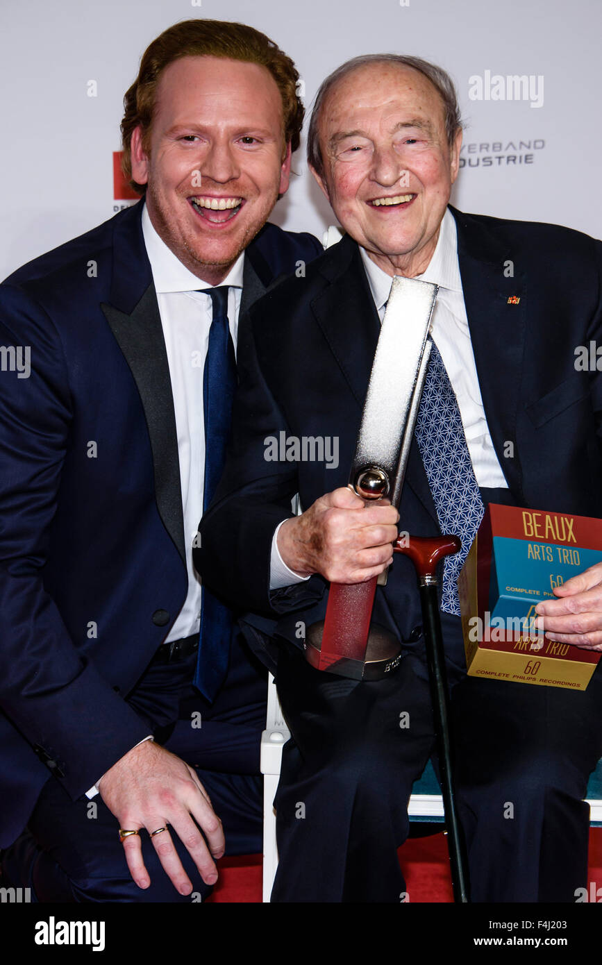 Berlin, Germany. 18th Oct, 2015. German-born Israeli-US pianist Menahem ...