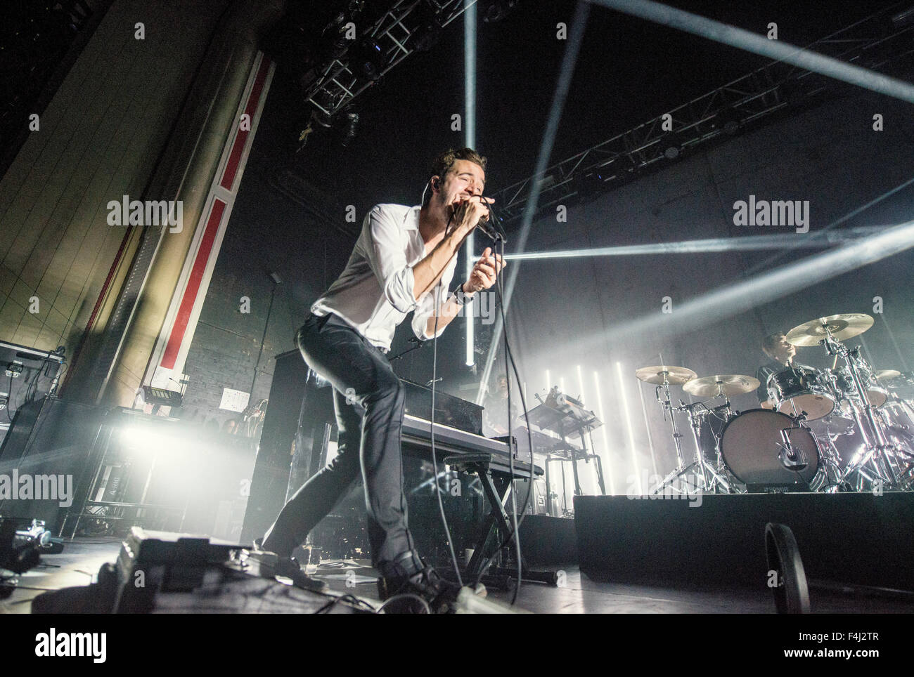 Glasgow, UK. 18th Oct, 2015. Singer Tom Smith of Editors performs live ...