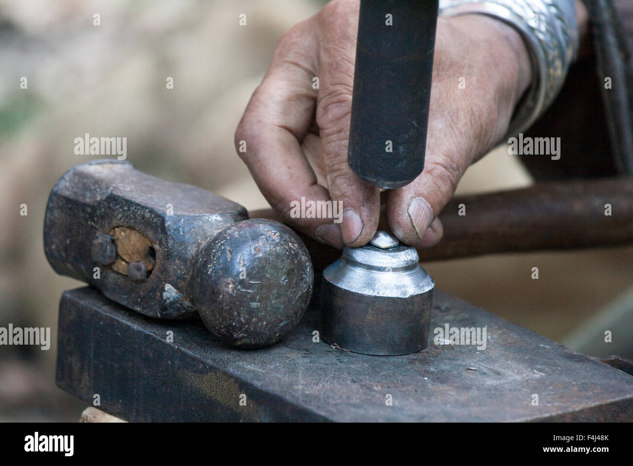 Celtic metal work hi-res stock photography and images - Alamy