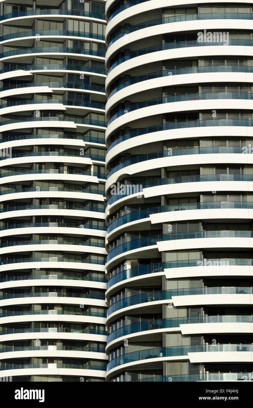 Construction high rise apartment block hi-res stock photography and ...