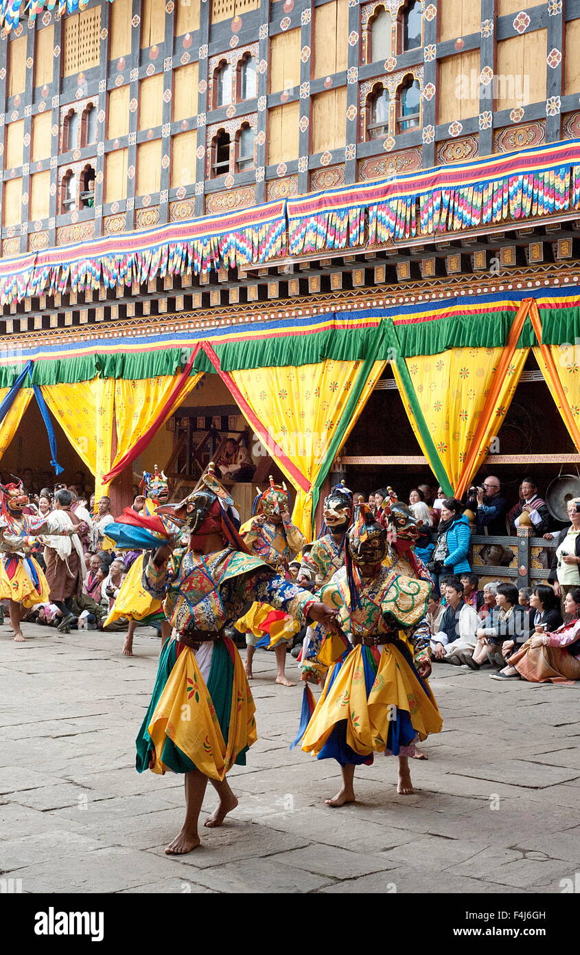 Ceremonial dance hi-res stock photography and images - Alamy