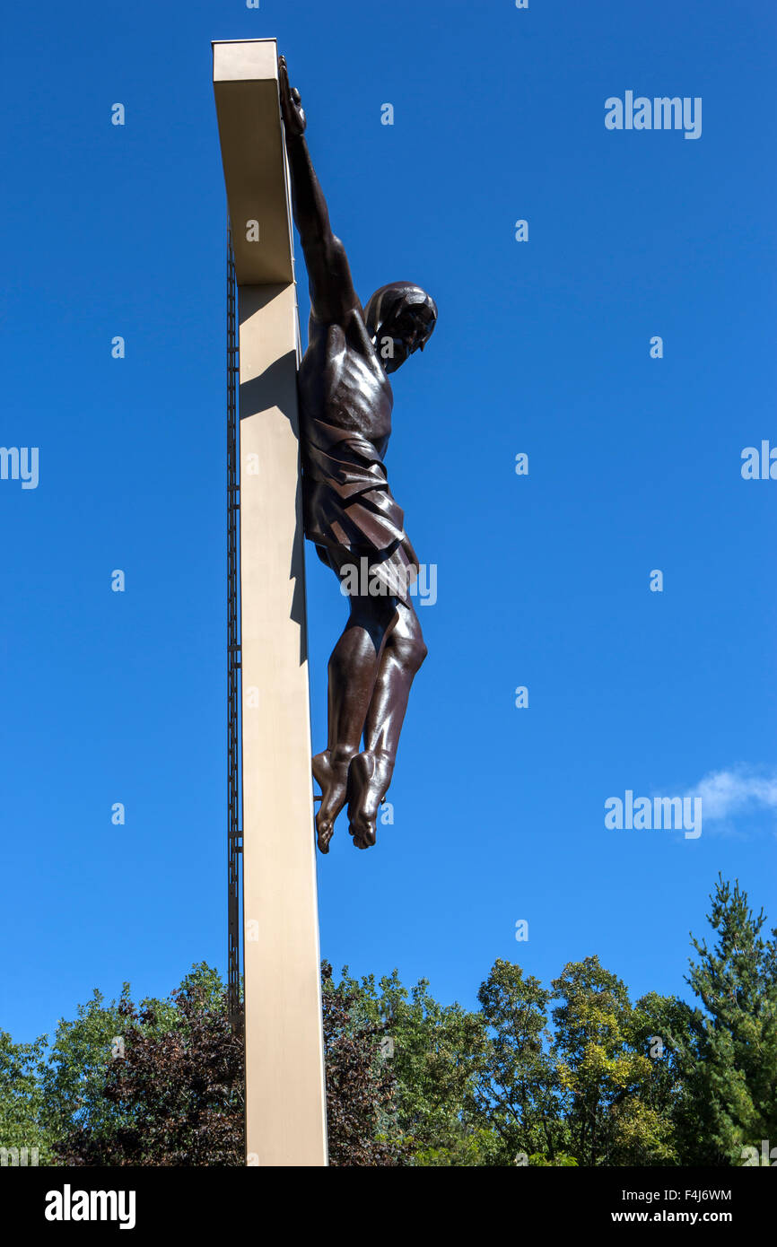 Cross in the woods, Indian River, Michigan Stock Photo - Alamy