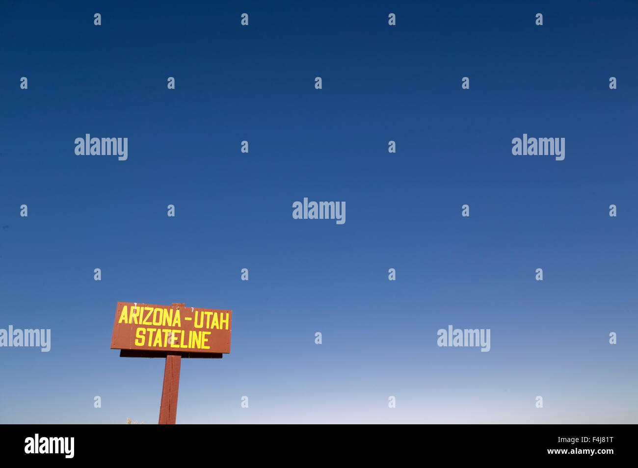 Blue border sign hi-res stock photography and images - Alamy