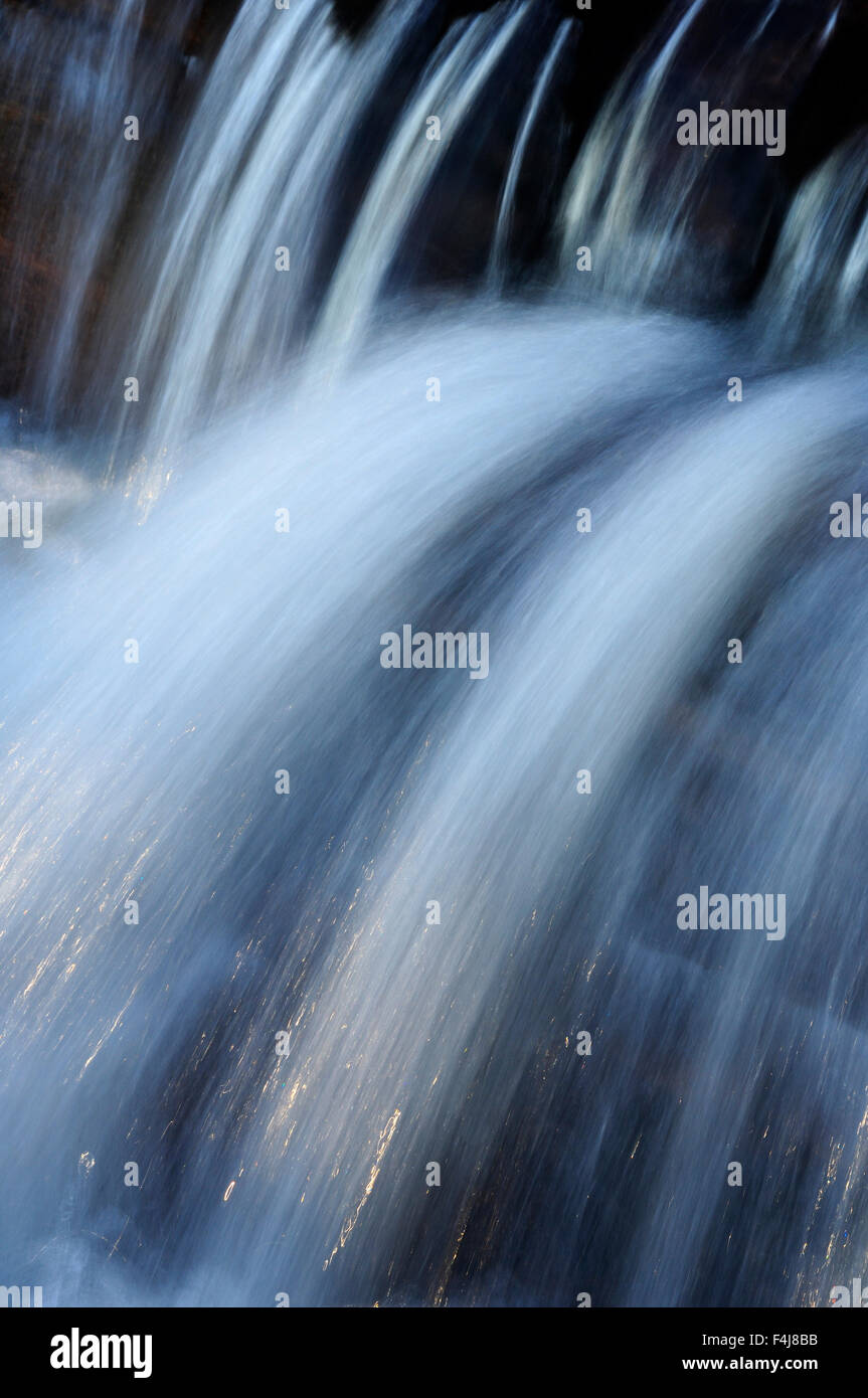 Waterfall close hi-res stock photography and images - Alamy