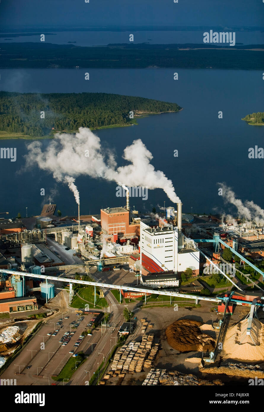 Papermill hi-res stock photography and images - Alamy