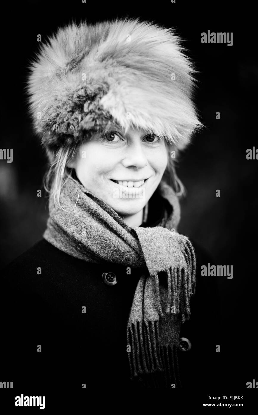 Woman cap winter Black and White Stock Photos & Images - Alamy