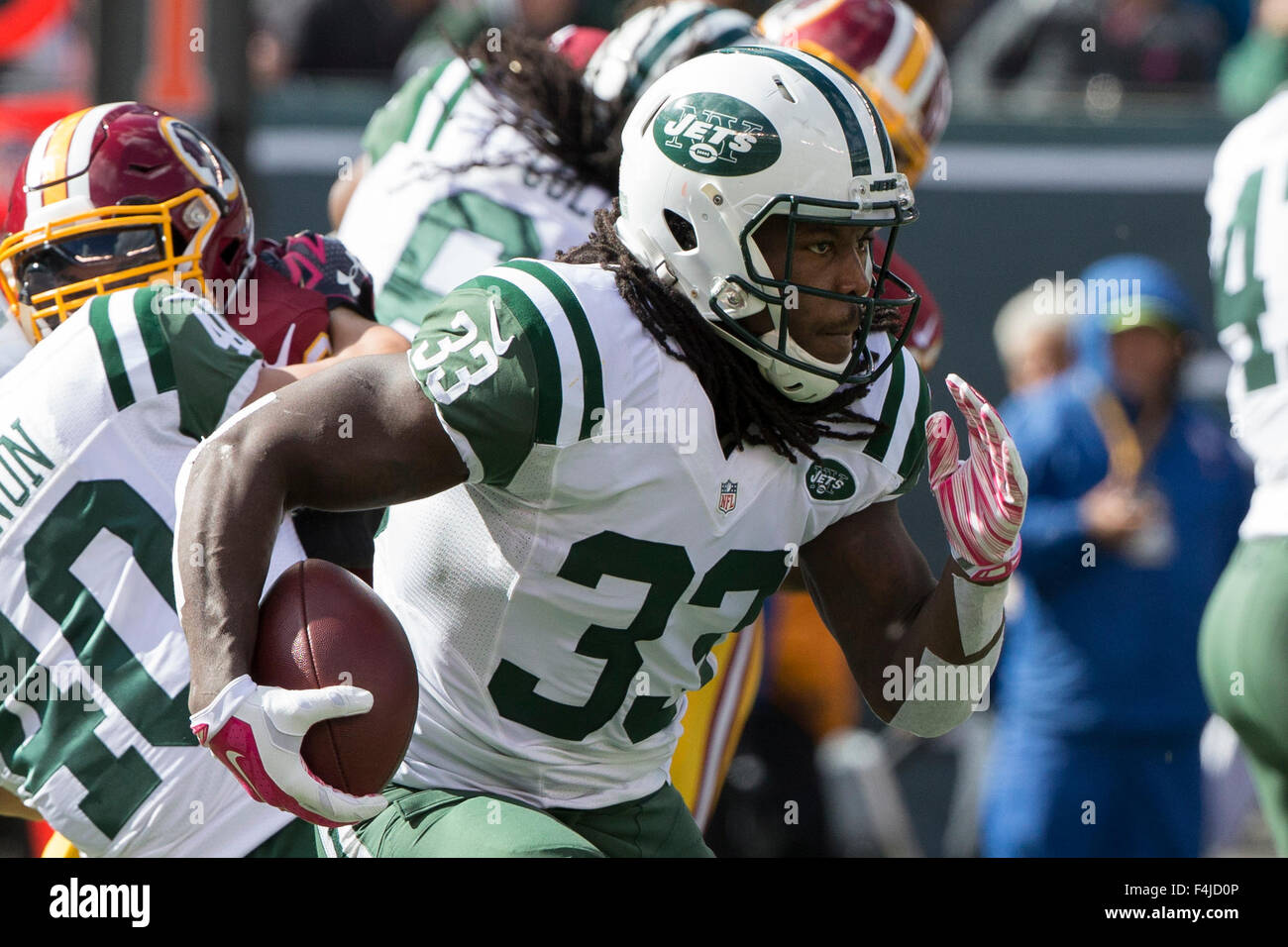 East Rutherford, New Jersey, USA. 18th Oct, 2015. New York Jets running ...