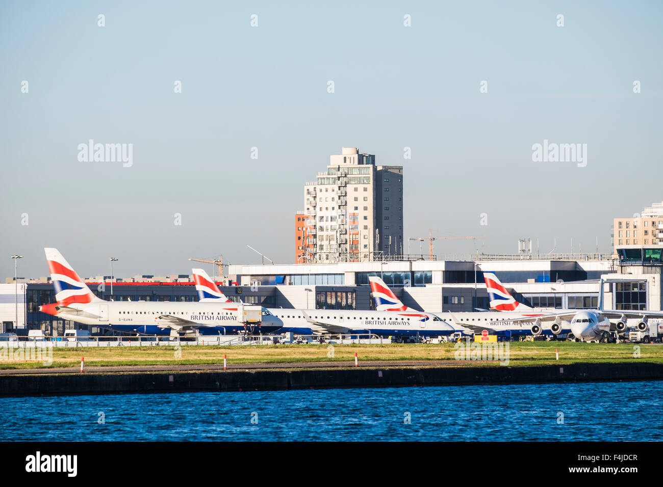 Planes with flag hi-res stock photography and images - Alamy