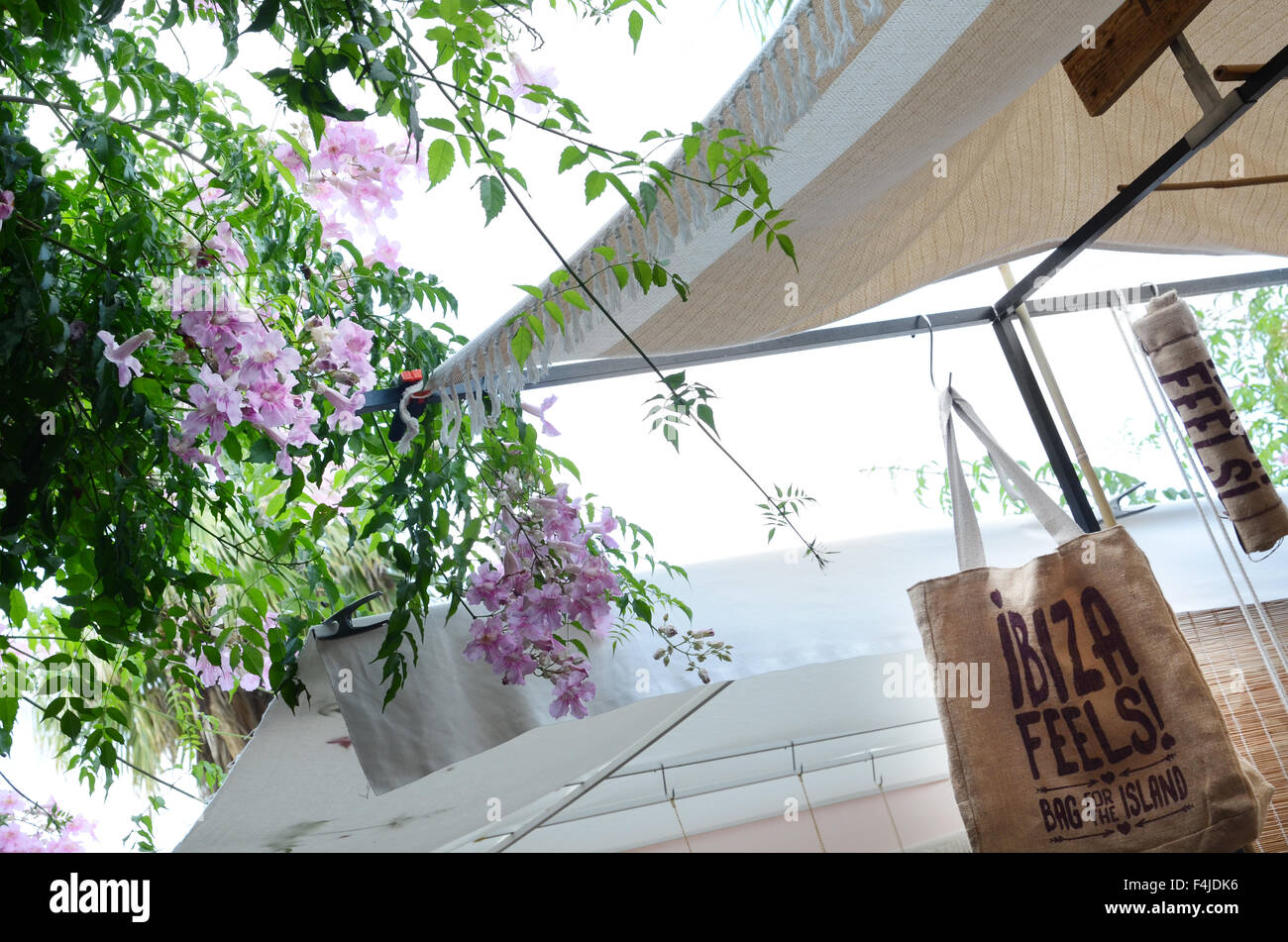 Las Dalias, hippy market at San Carlos on Ibiza Stock Photo - Alamy