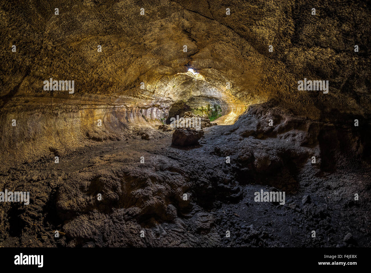 The impressive lava tunnels that form one of the most beautiful caves ...