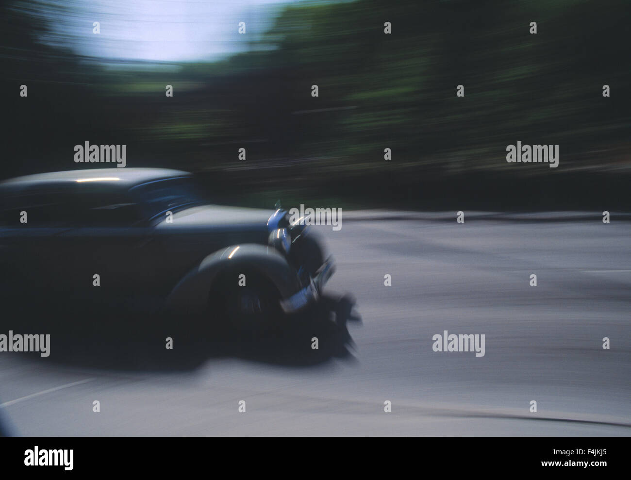 Car side view blurred hi-res stock photography and images - Alamy