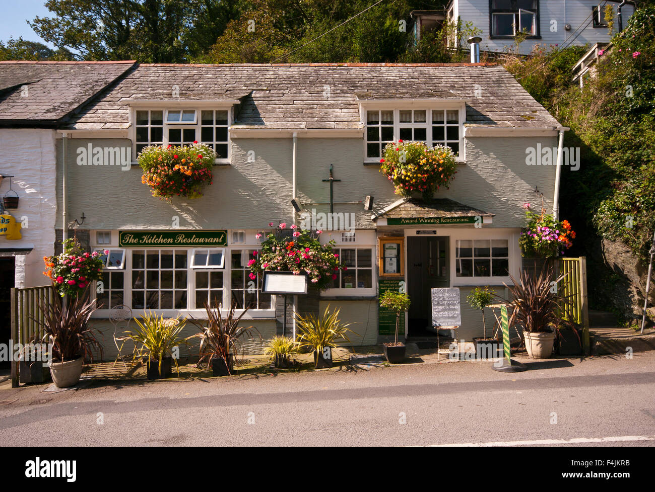 Pretty restaurant facades hi-res stock photography and images - Alamy