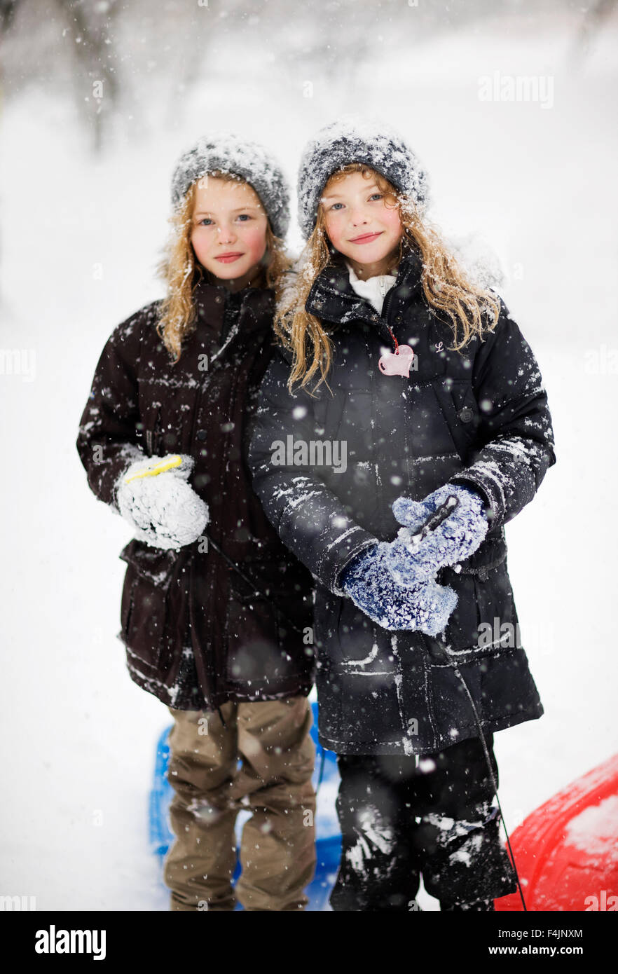 Tween girls hi-res stock photography and images - Alamy