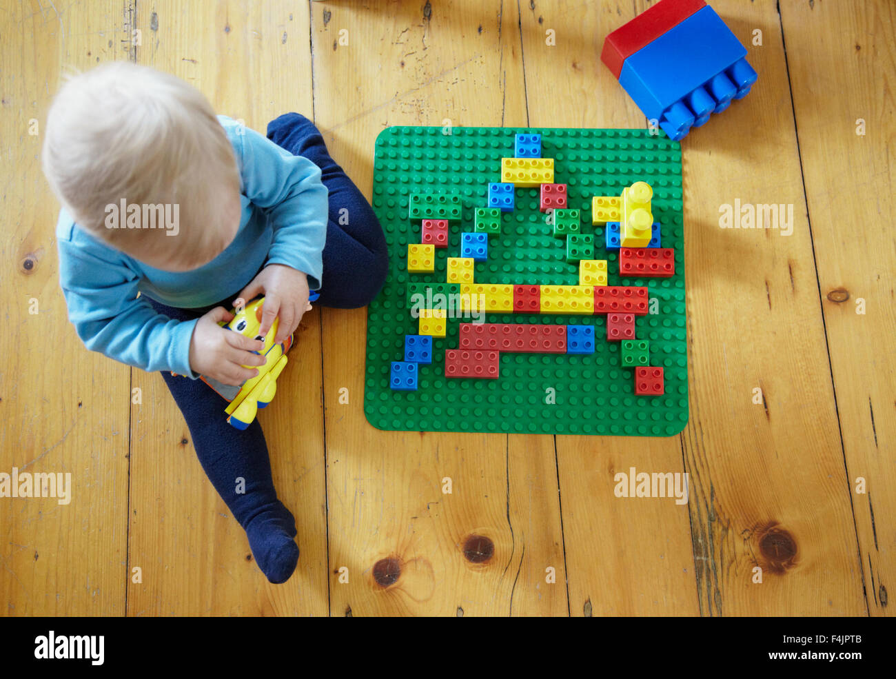 Plastic blocks hi-res stock photography and images - Alamy