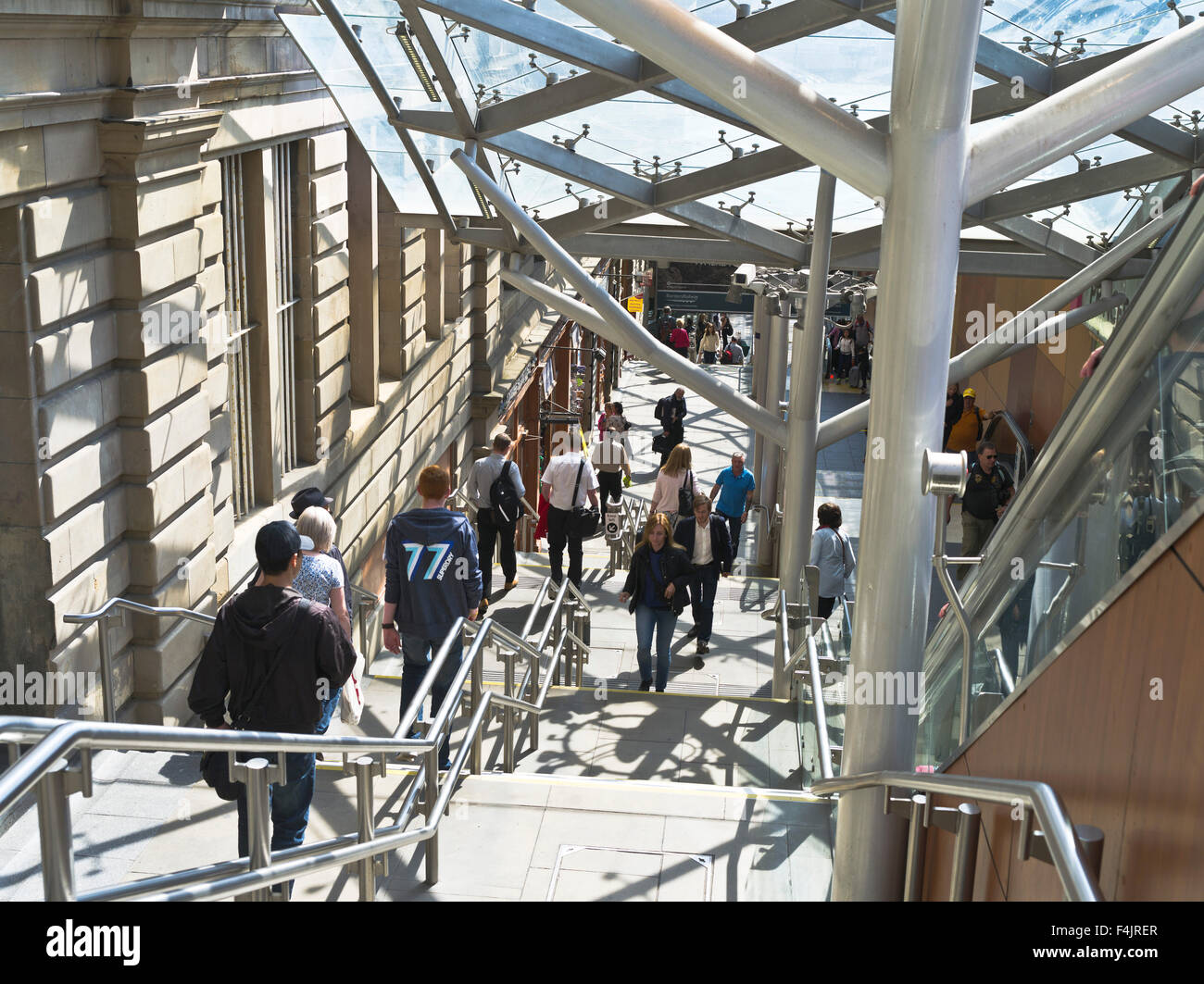 dh Waverley Steps WAVERLEY EDINBURGH People walking down to Waverley ...