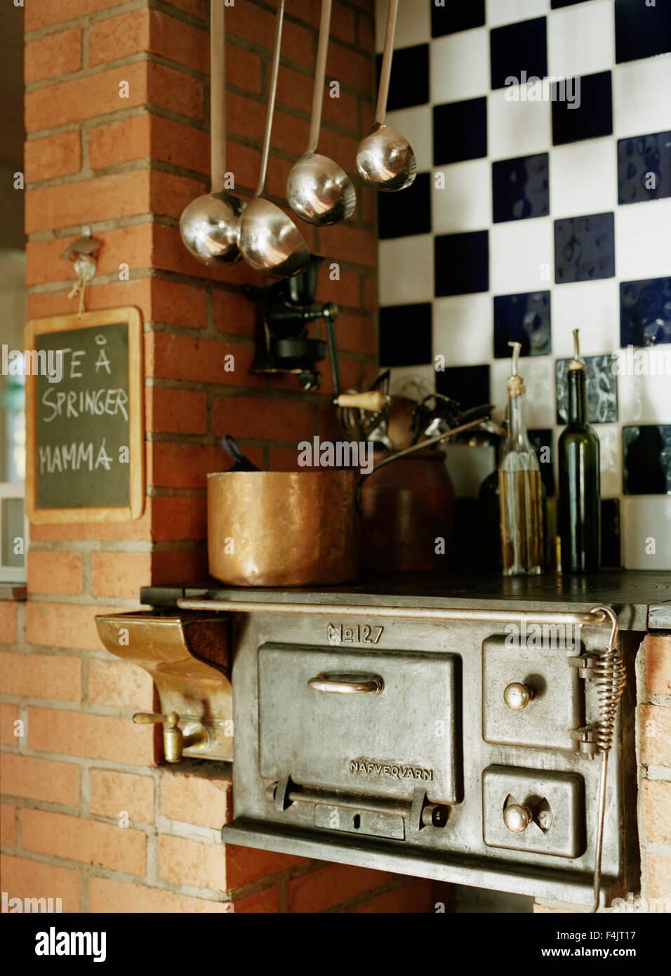 Old fashioned wood stove Stock Photo - Alamy
