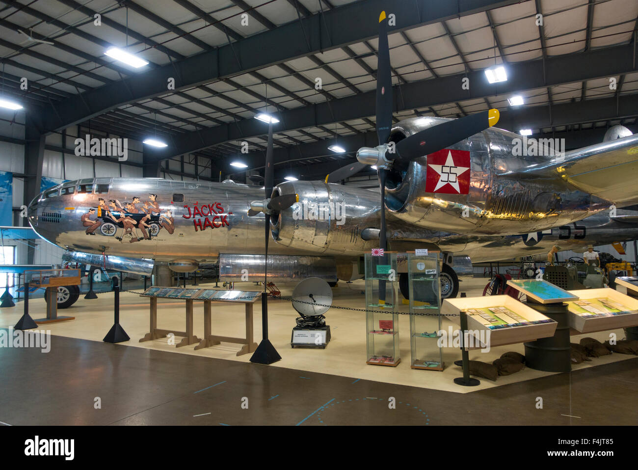 New england air museum connecticut hi-res stock photography and images ...