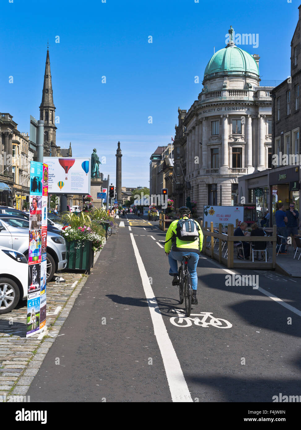 Safety for cyclist hi-res stock photography and images - Alamy