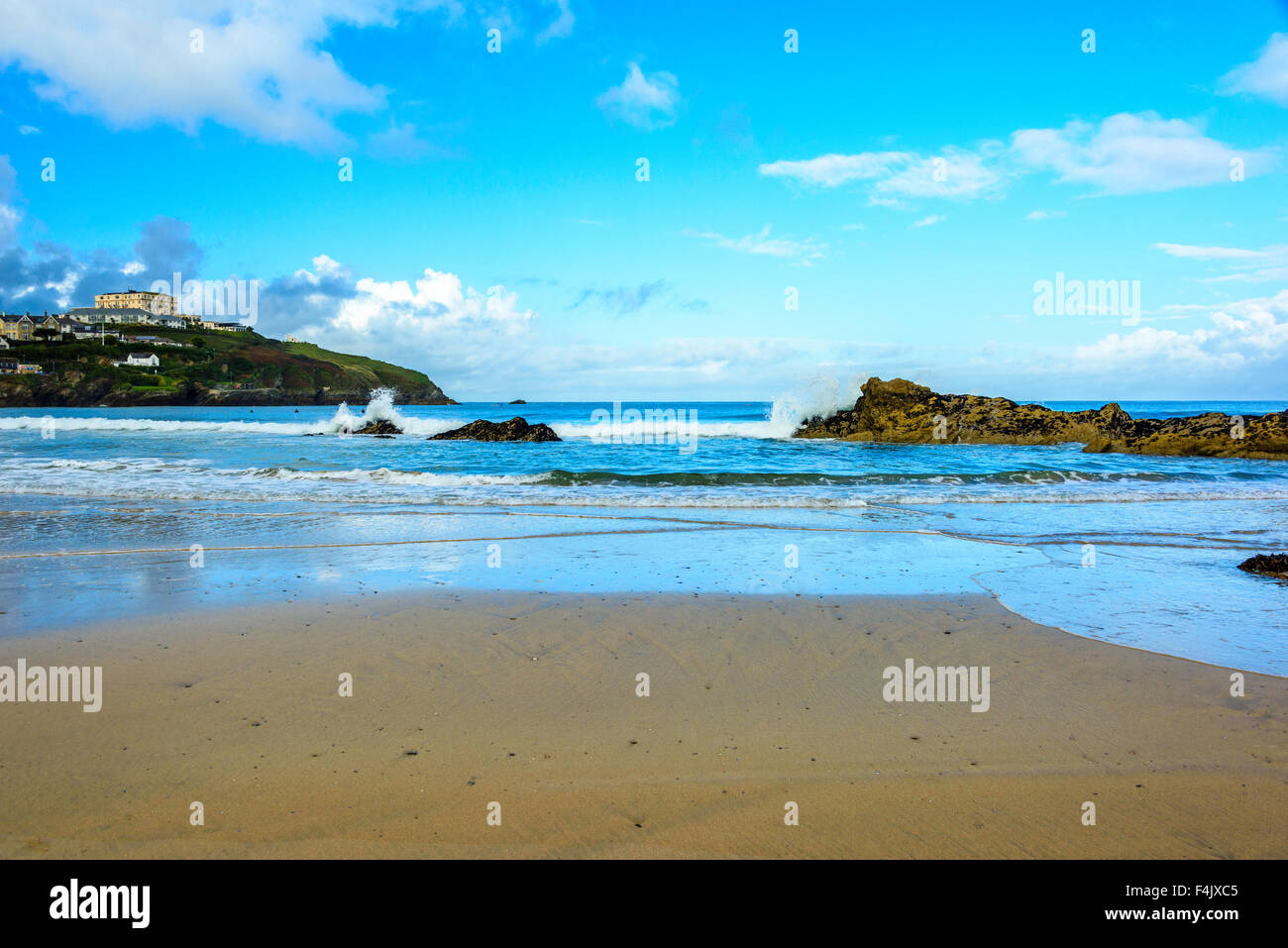 Views along the North Cornish coast between Newquay and Porth Stock ...