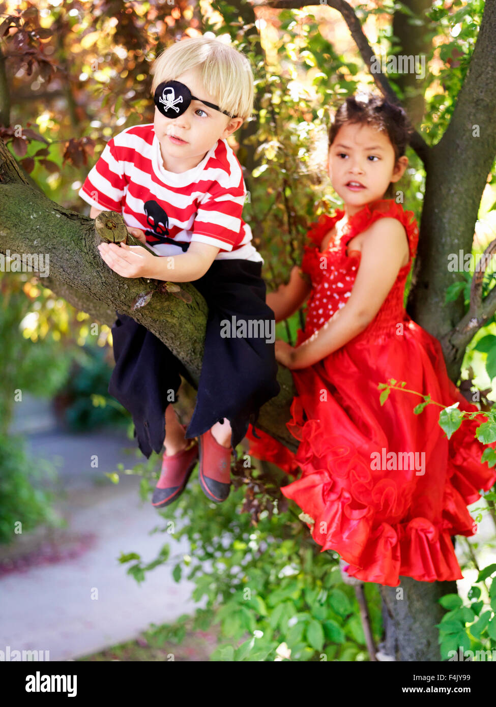 Girls and boys in costumes hi-res stock photography and images - Alamy