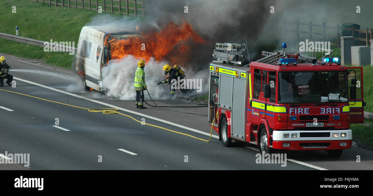 Police closed m6 motorway hi-res stock photography and images - Alamy