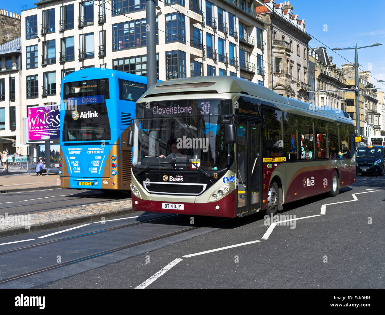 dh PRINCES STREET EDINBURGH Edinburgh single decker lothian bus Stock ...