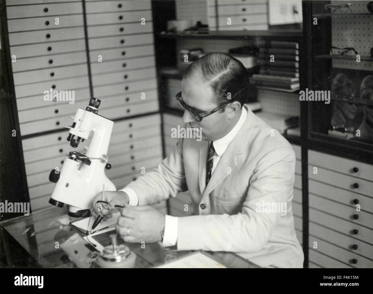 Optical microscope, Italy Stock Photo - Alamy