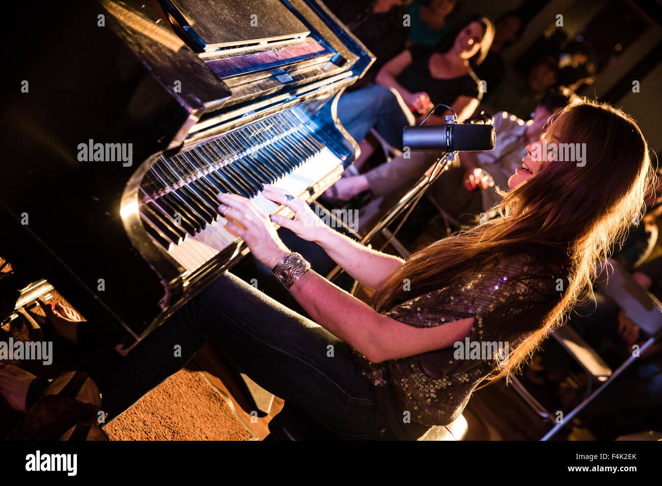 Bonnie Bishop plays piano at The Sound of Music Stock Photo - Alamy
