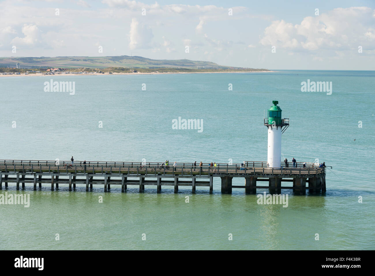 Calais pier hi-res stock photography and images - Alamy