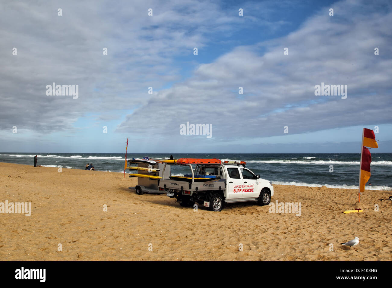Vehicle beach hi-res stock photography and images - Alamy