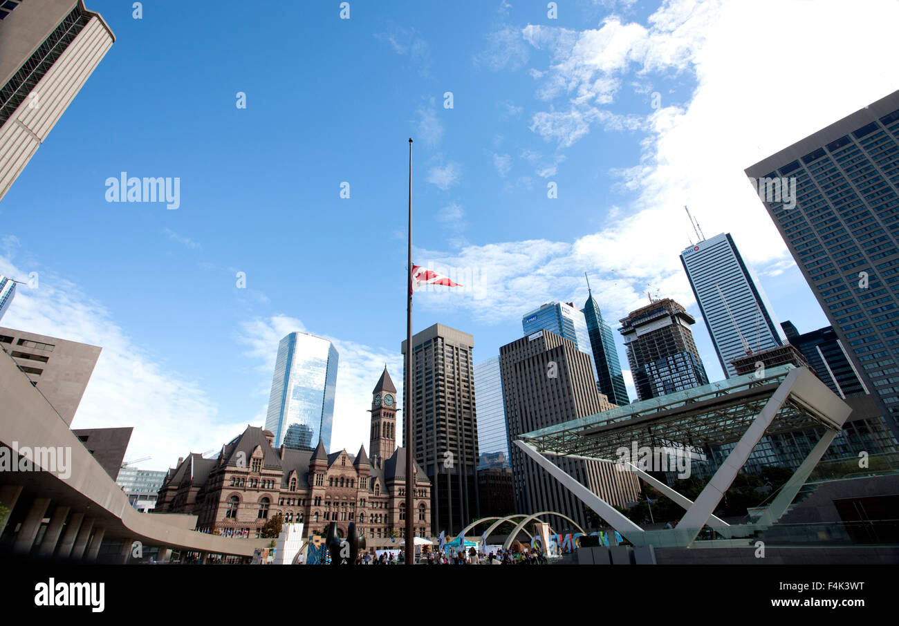 Toronto Downtown urban city blue sky modern Stock Photo - Alamy