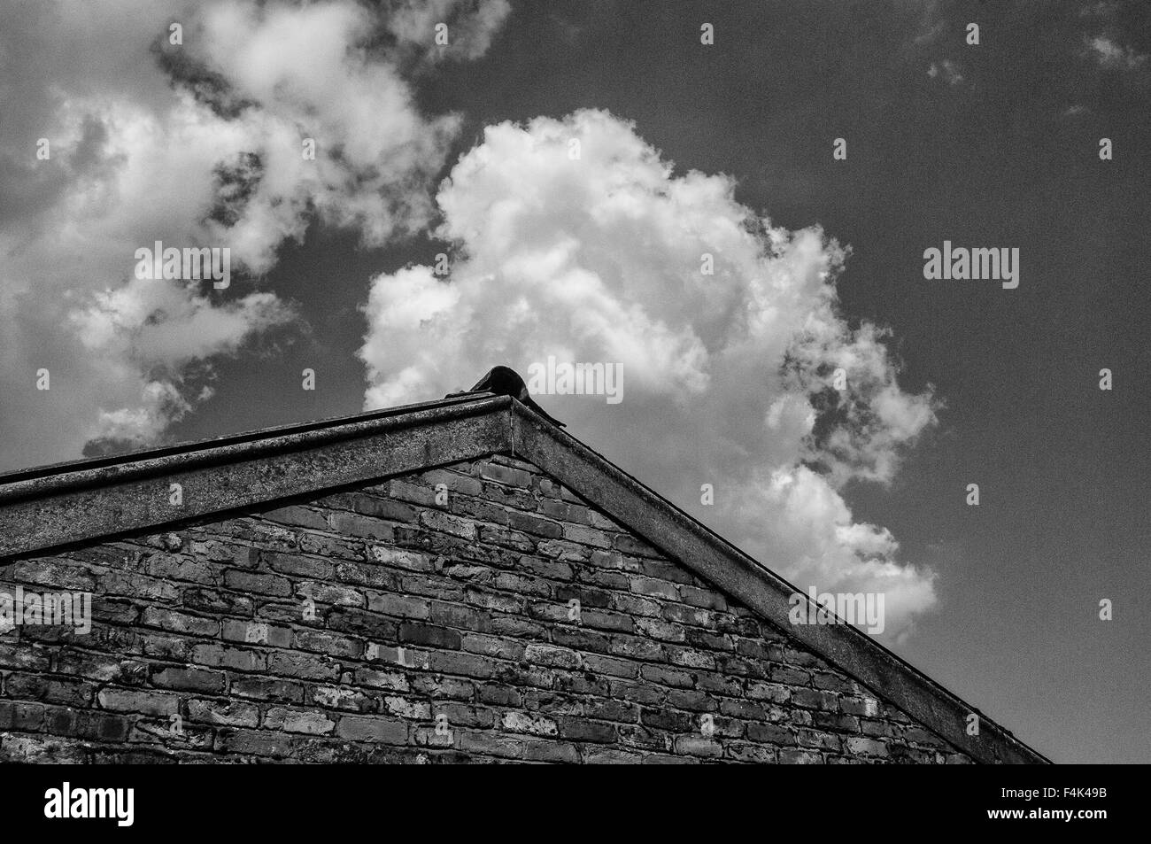 Gable end brickwork wall hi-res stock photography and images - Alamy