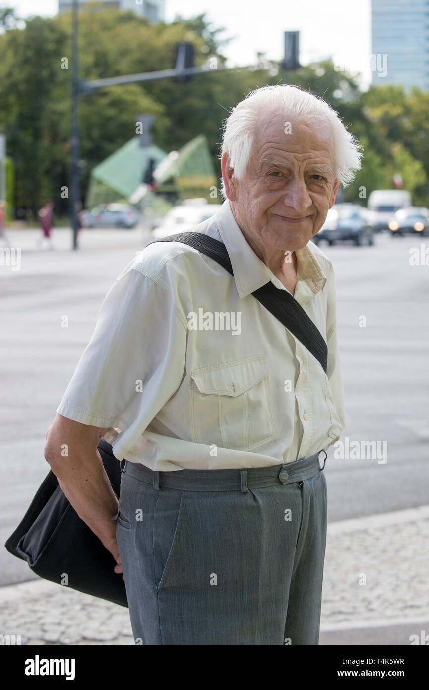An old man poses for a photograph in Warsaw, Poland Stock Photo - Alamy