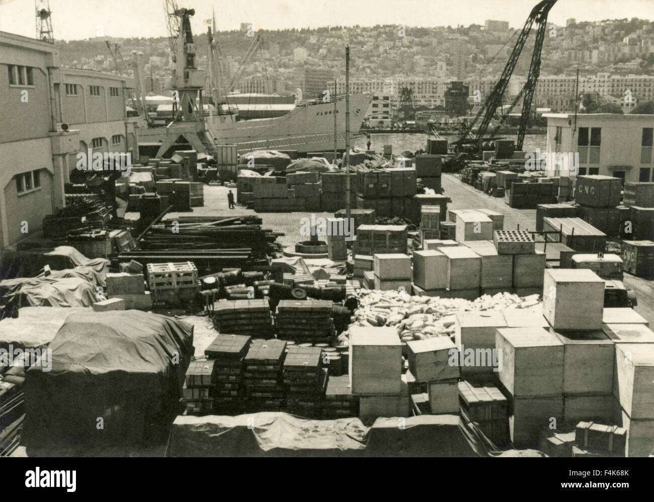 Algiers port hi-res stock photography and images - Alamy