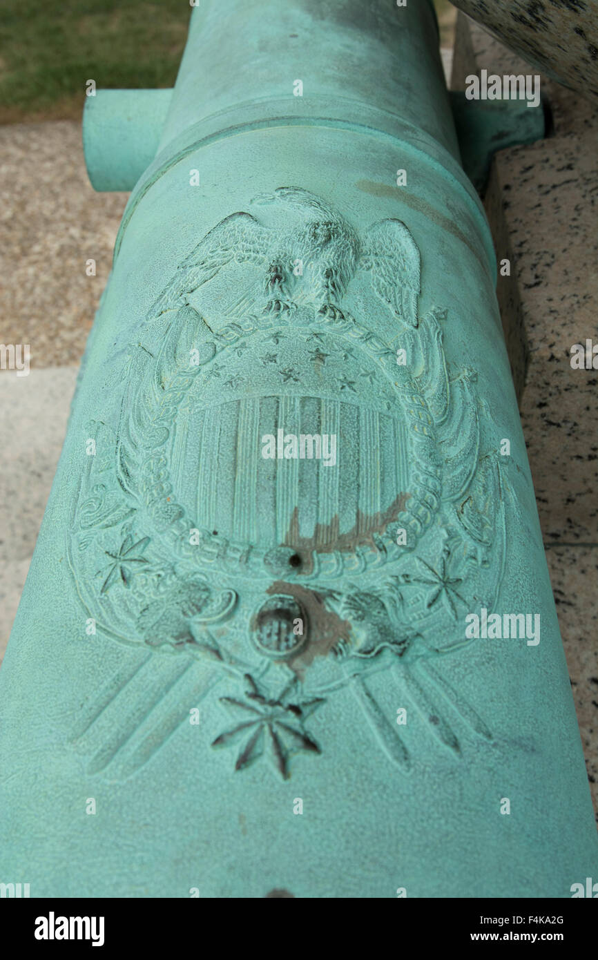 New York, West Point, Trophy Point. Battle Monument, Civil War cannon ...