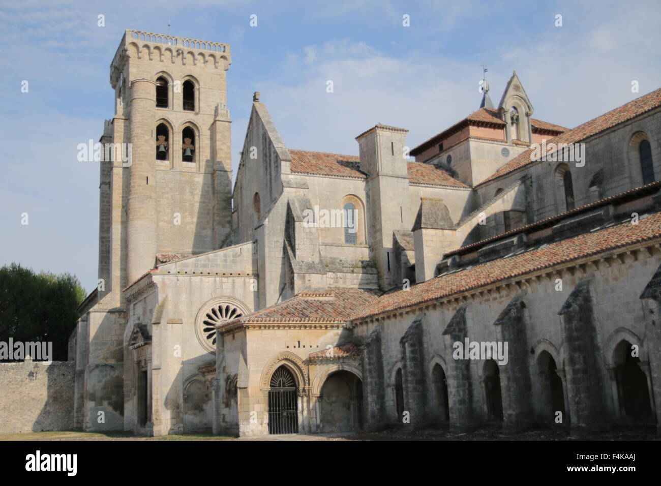 Medieval nunnery hi-res stock photography and images - Alamy