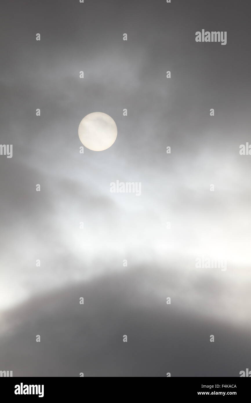 Obscured the sun hi-res stock photography and images - Alamy