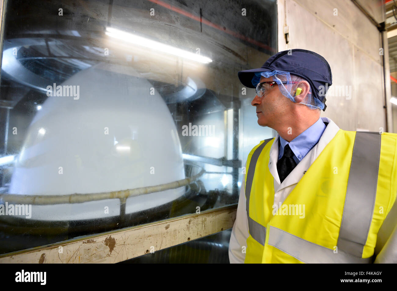 Innovia Films Chief Executive Officer ( CEO ) Mark Robertshaw. Polymer ...