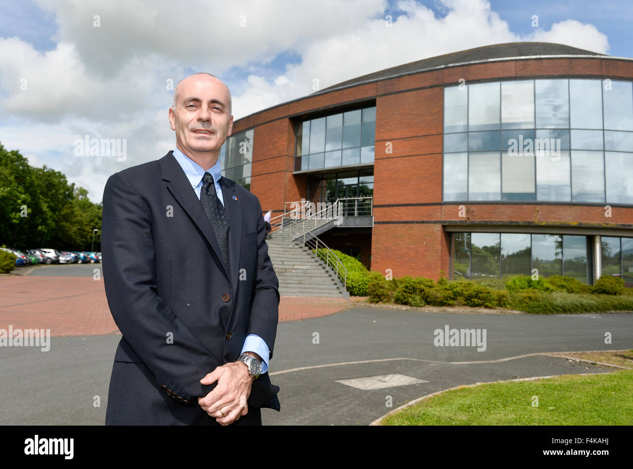 Innovia Films Chief Executive Officer ( CEO ) Mark Robertshaw. Polymer ...