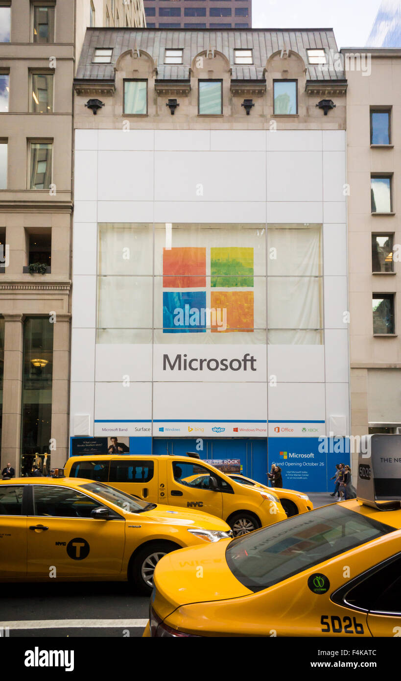 Microsoft storefront hi-res stock photography and images - Alamy
