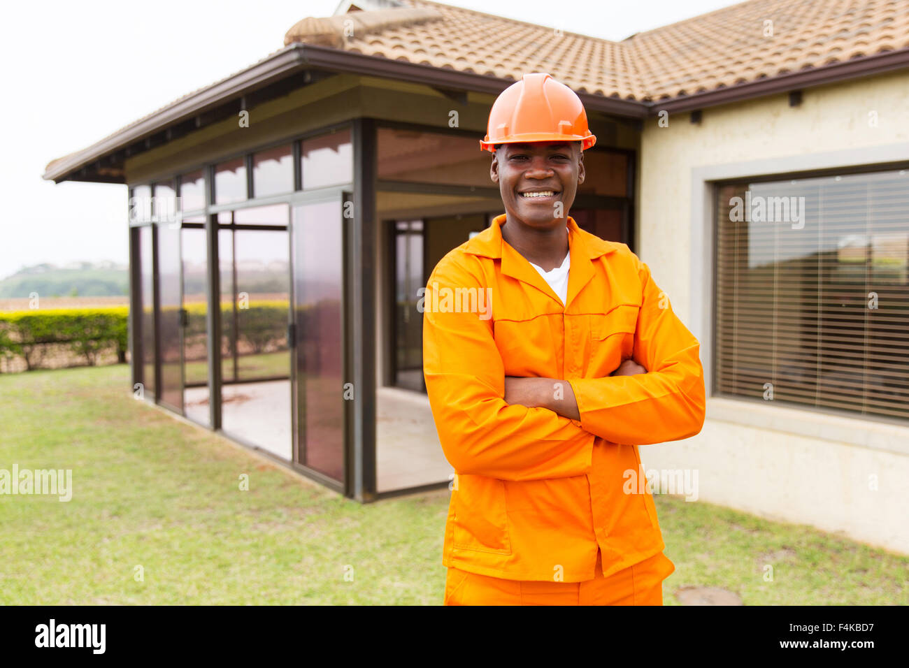 African construction worker house hi-res stock photography and images ...