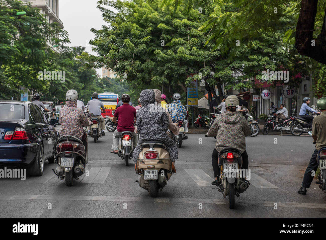 Vietnam road sign hi-res stock photography and images - Alamy