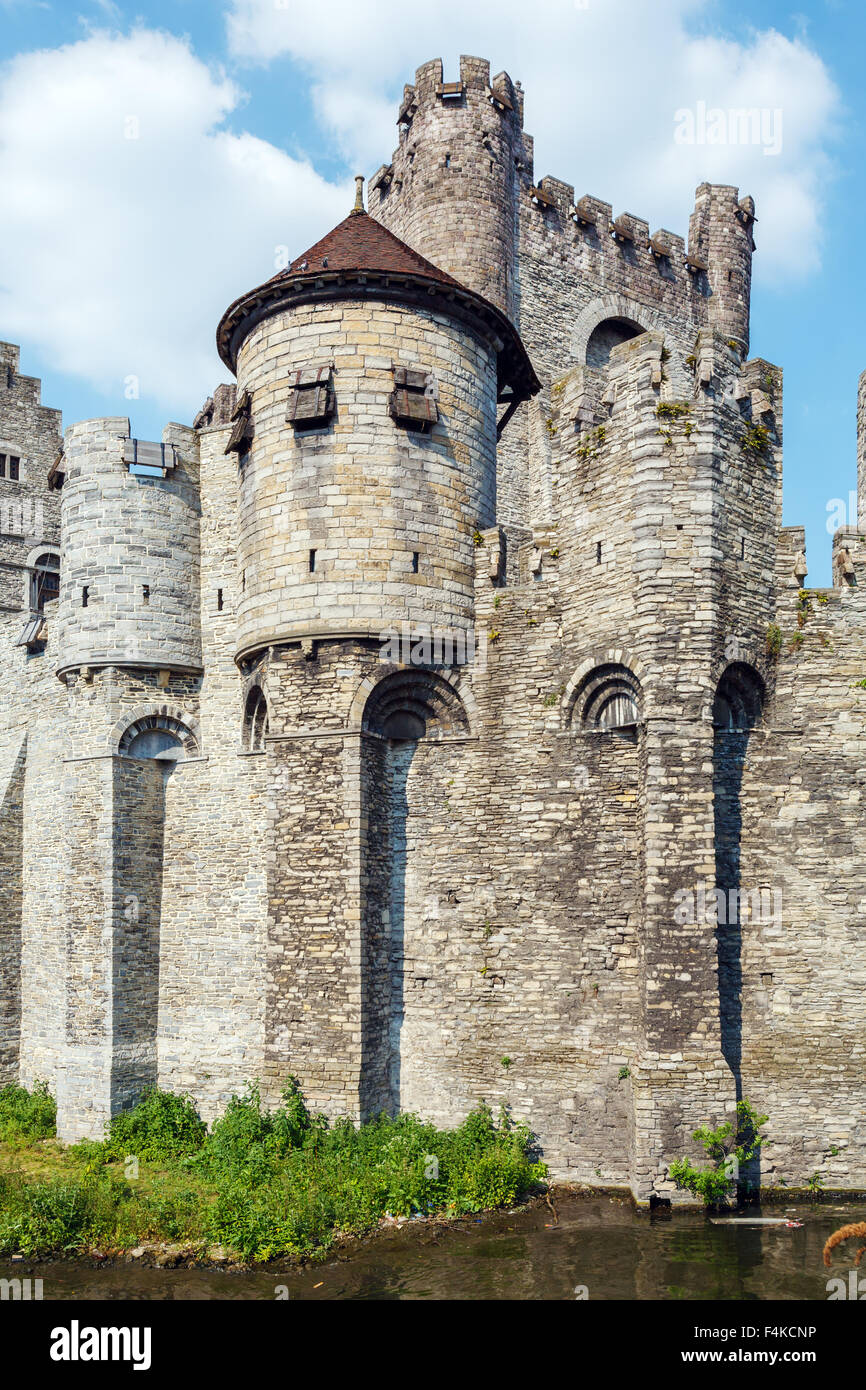 The Gravensteen, medieval castle built in 1180 by count Philip of ...
