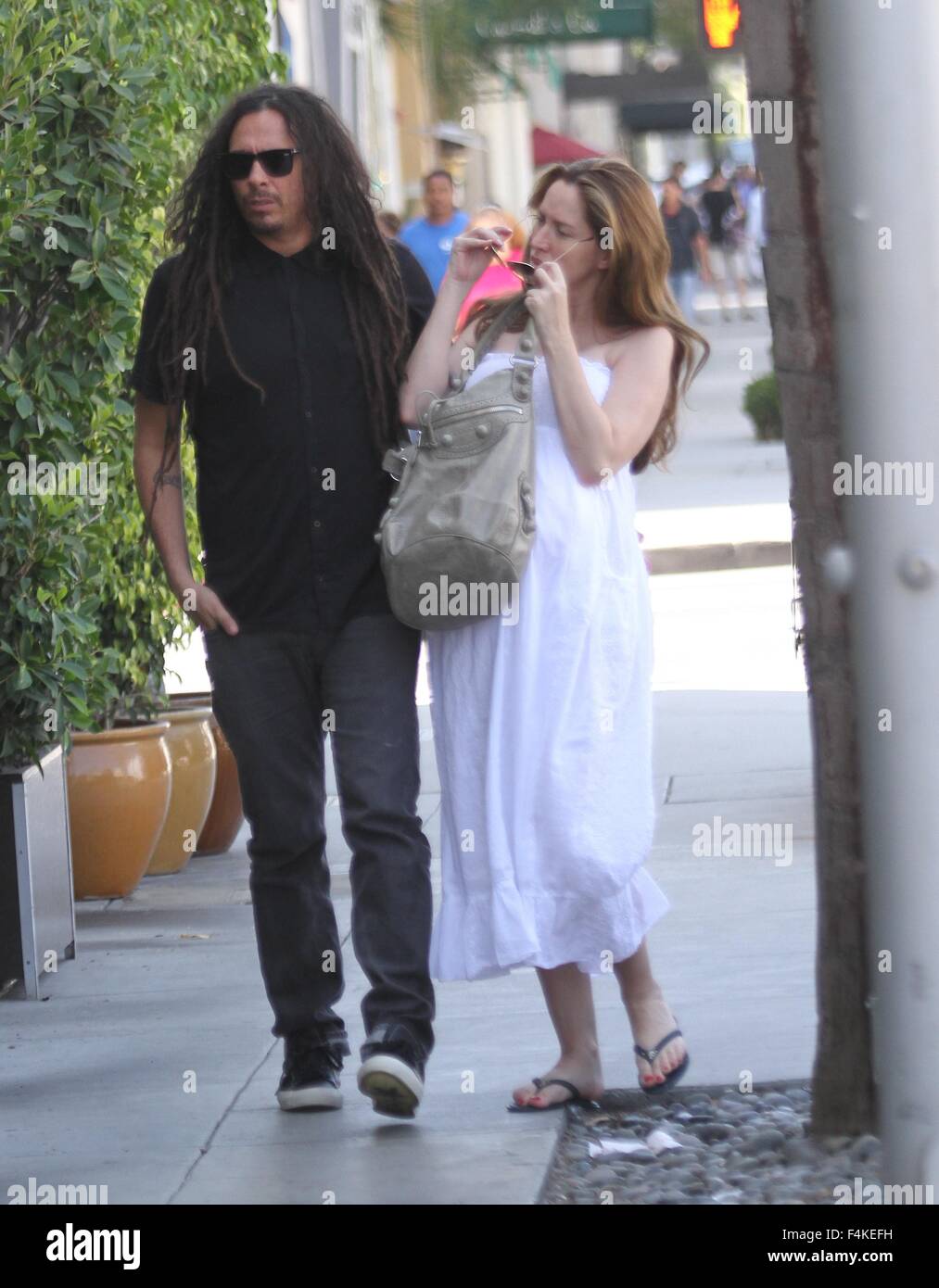 James Shaffer takes his pregnant wife to lunch in Beverly Hills ...