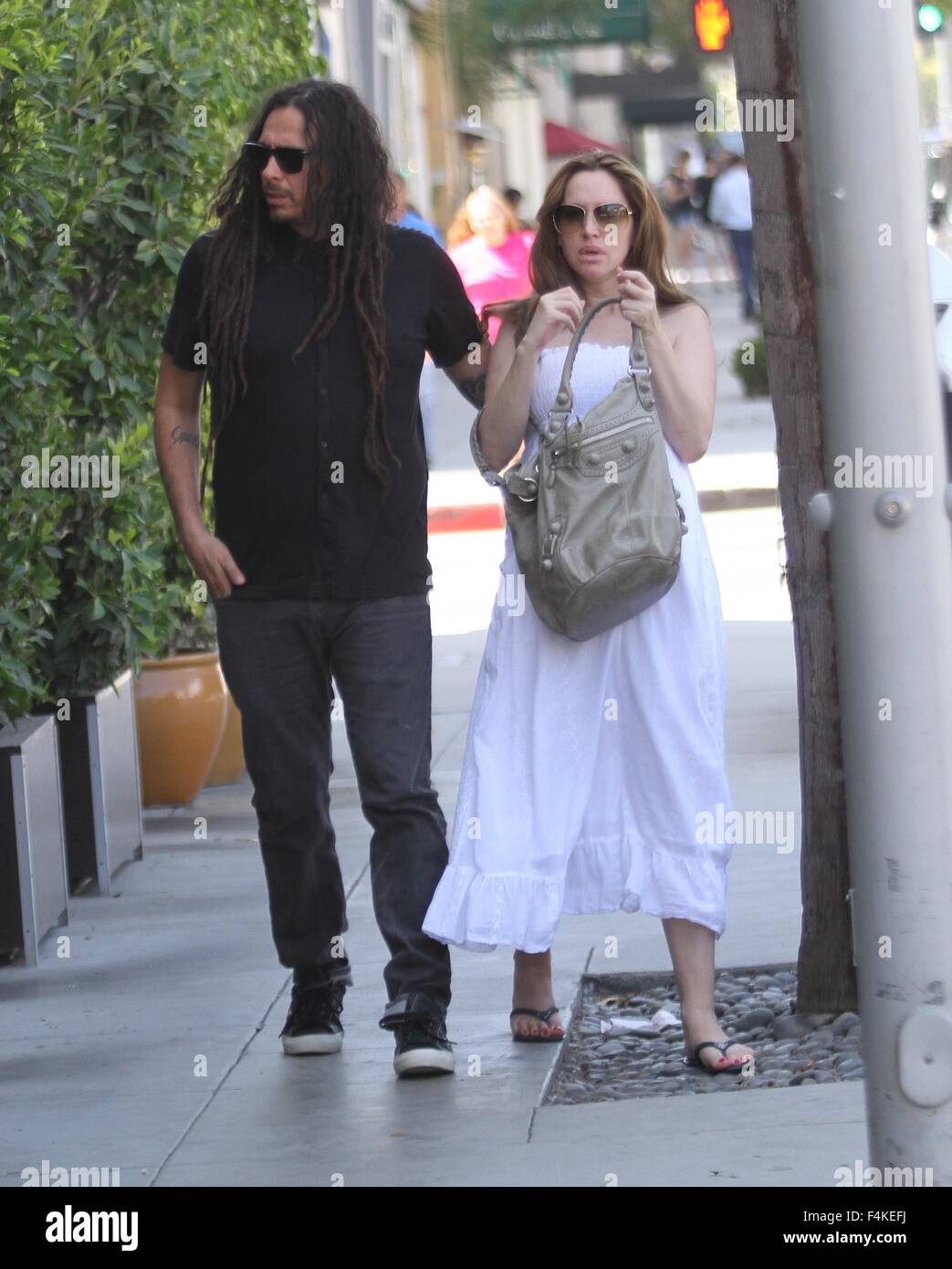James Shaffer takes his pregnant wife to lunch in Beverly Hills ...