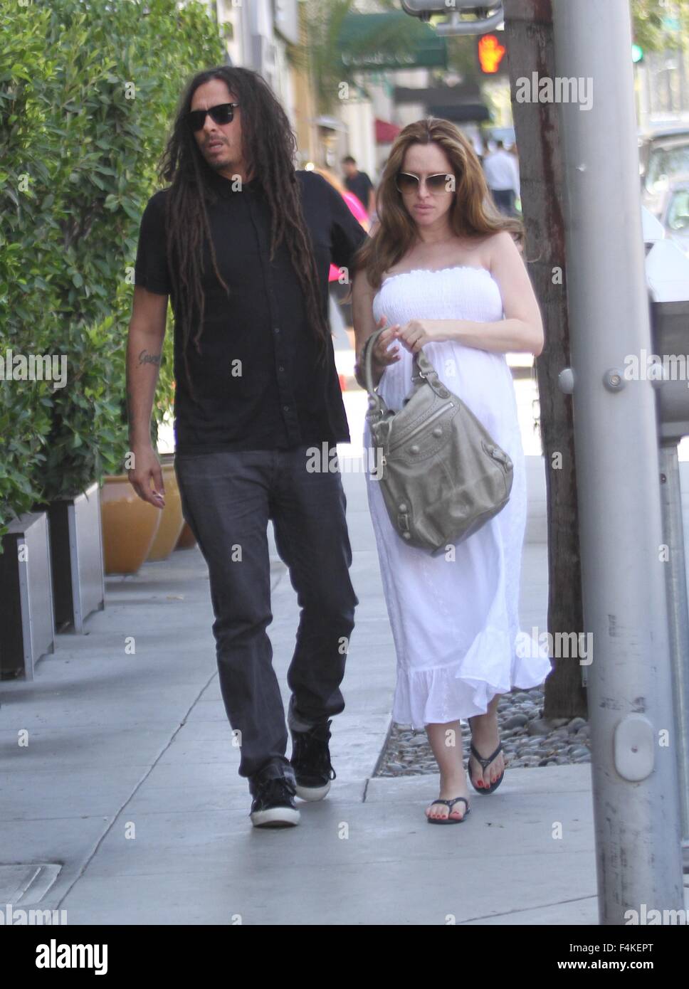 James Shaffer takes his pregnant wife to lunch in Beverly Hills ...