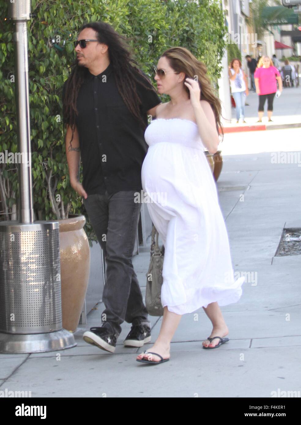 James Shaffer takes his pregnant wife to lunch in Beverly Hills ...