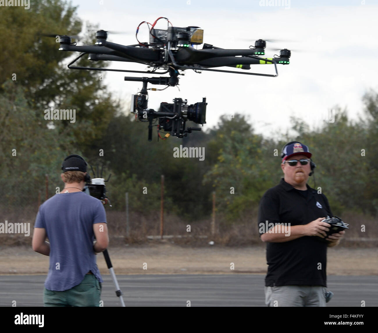 Van Nuys. 19th Oct, 2015. CA/US. Video drone camera operators of Aerial ...